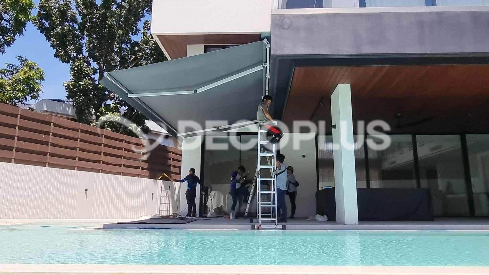 Installation of Motorized Awning | Winawning